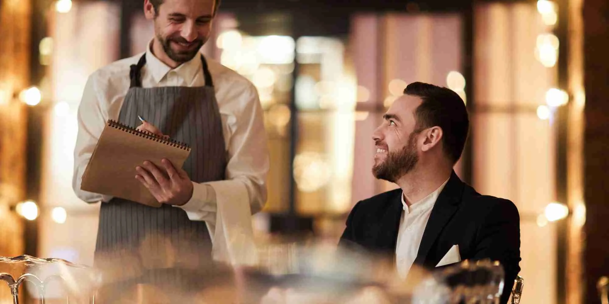 The Ultimate Guide to the Restaurant Industry - Applova