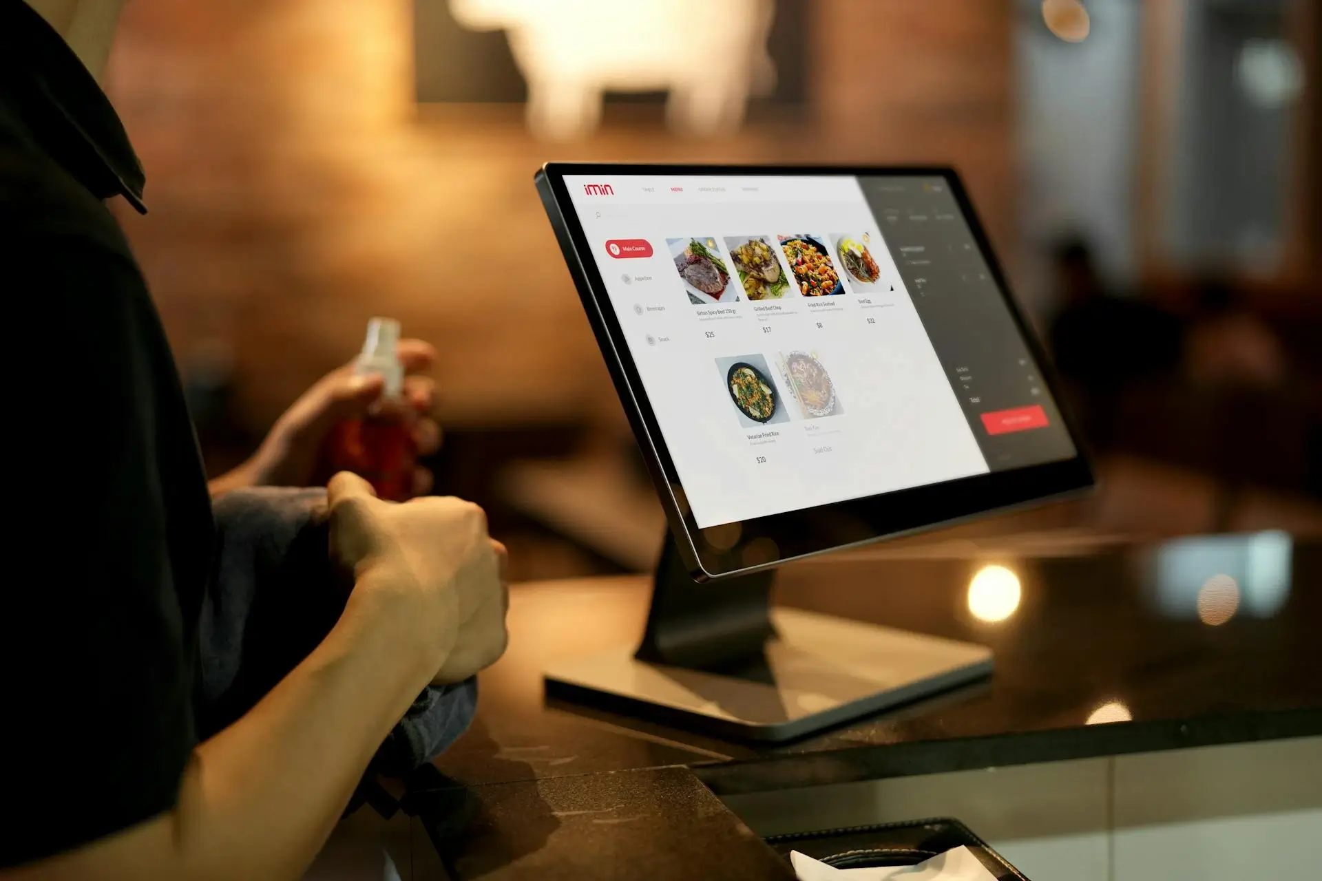 The Best Restaurant POS System in 2025🍽️ - Applova