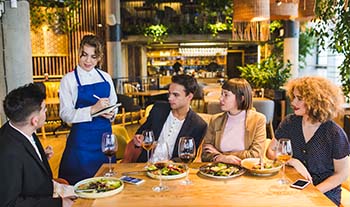 10 Tips to become a Successful Restaurant | Applova Blog